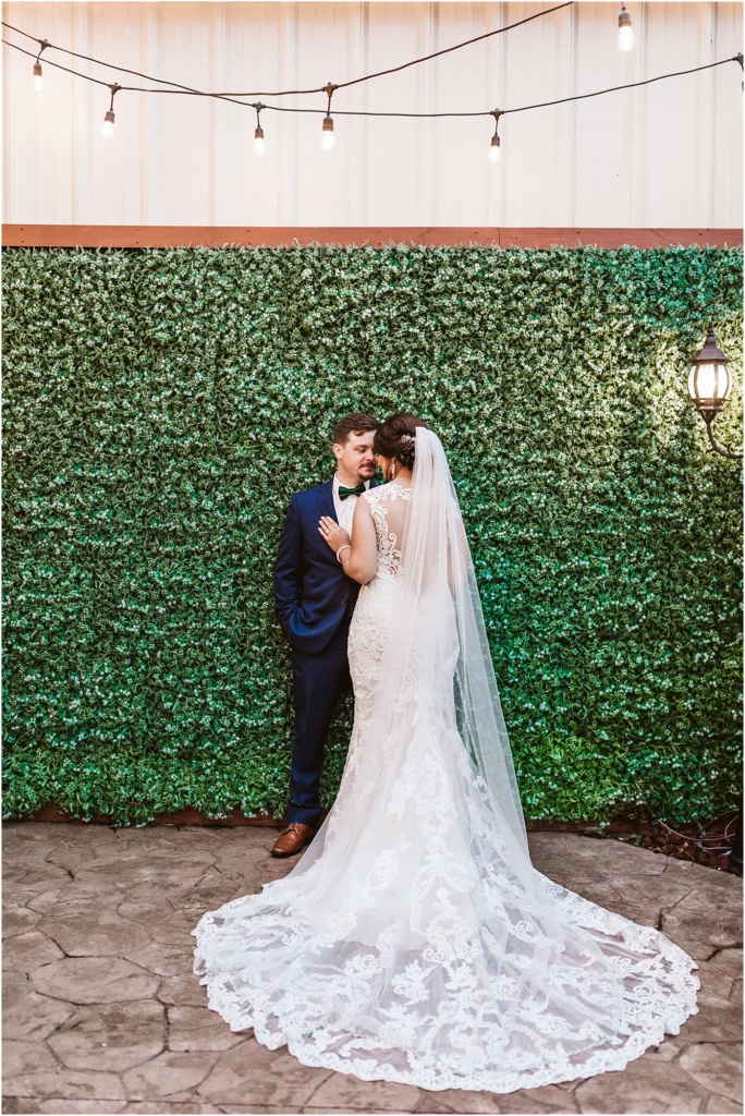 IVY + HUNTER || BRICK & MORTAR WEDDING || CLAYTON, NORTH CAROLINA