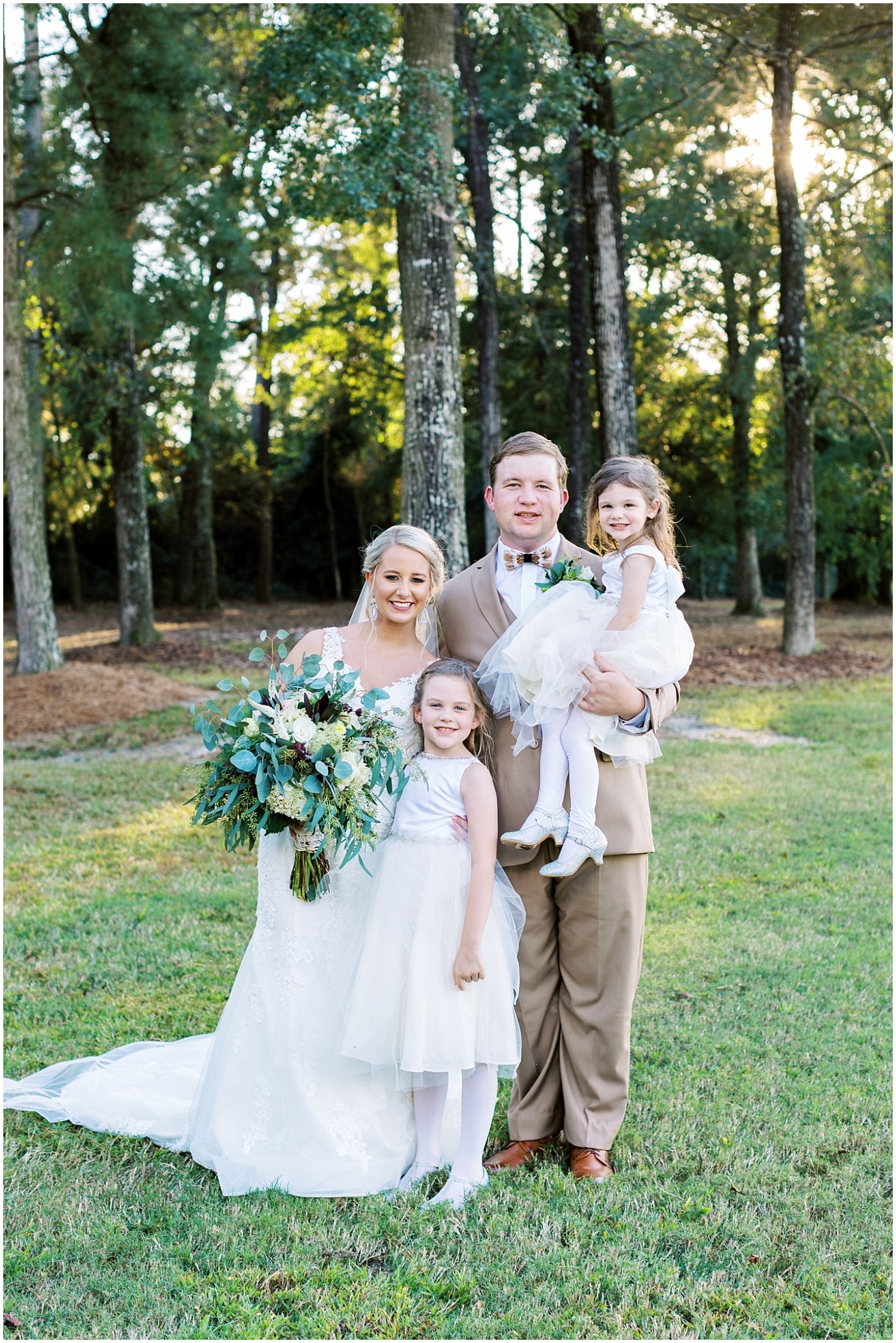 MADELYN + BRANDON || POWELL HOME AND BARN AT COMEBACK FARMS WEDDING ...