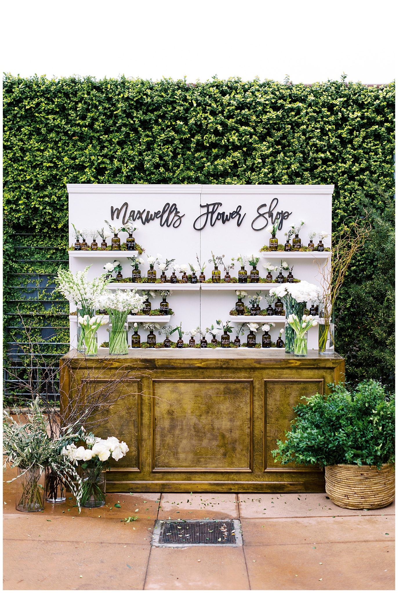 Moss Green Wedding at Bakery 105 in Wilmington, NC – Dillon & Kyle | Megan Morales Photography